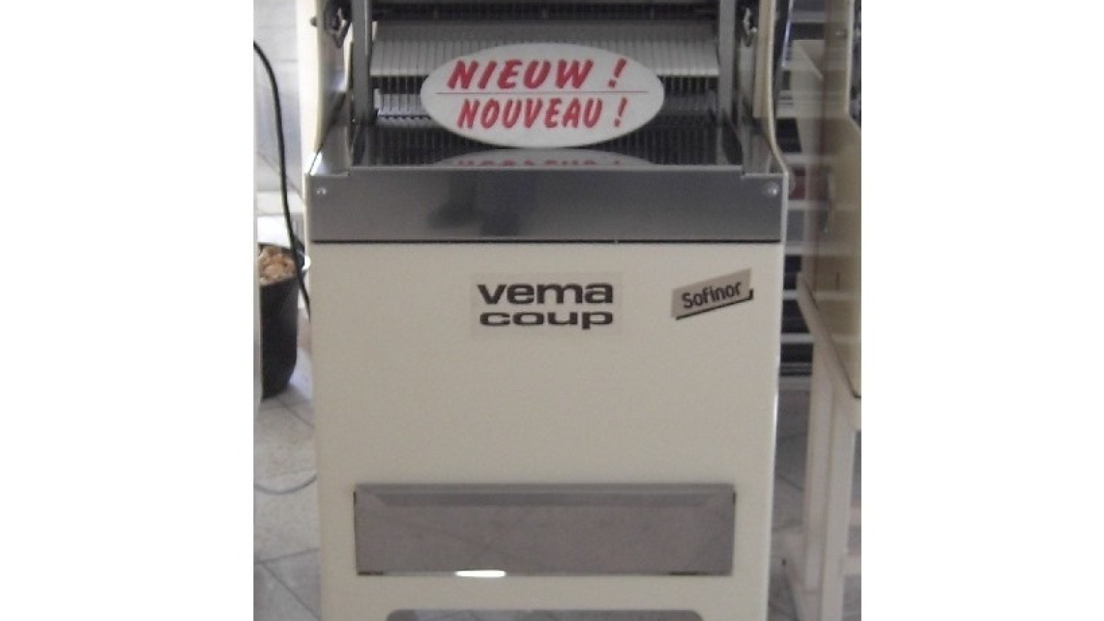 Broodsnijmachine Sofinor 11 mm halfautomatisch | Machinery Verhoest NV