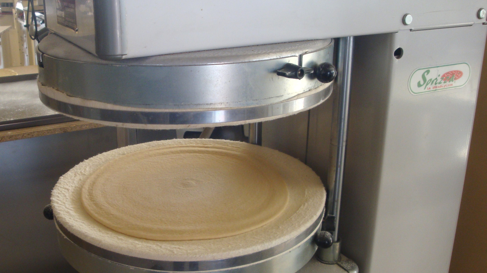 MACHINE A PIZZA ,façonneuse, type Sprizza SPZ40 NOUVEAU | Machinery ...